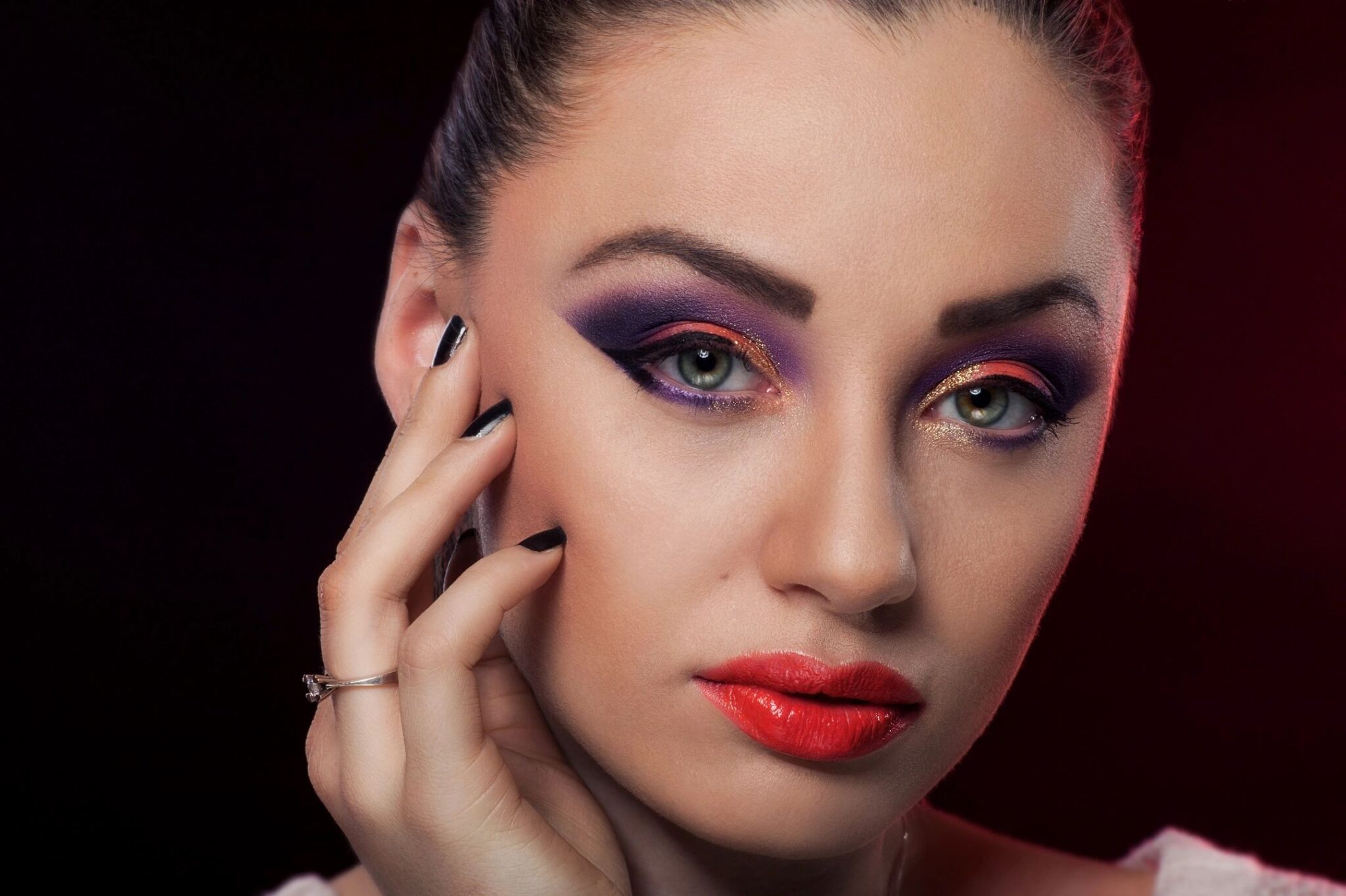 How To Become A Fashion Makeup Artist: Top Tips